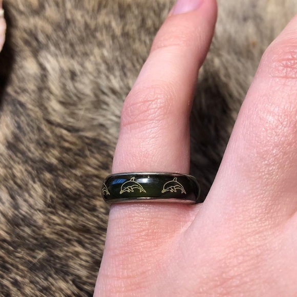 Jewelry | Vintage Silver Toned Dolphin Mood Ring | Poshmark